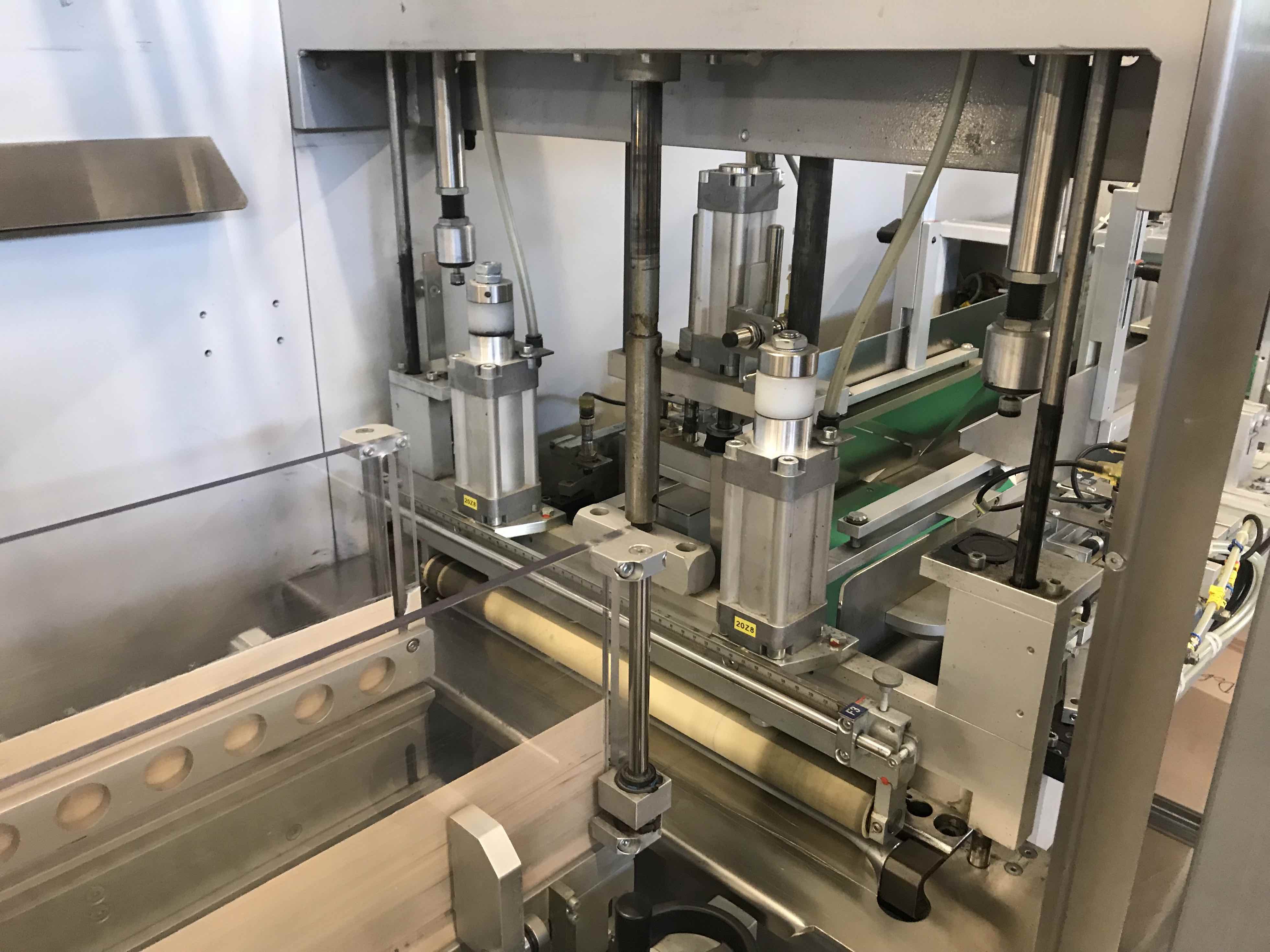 Full Overwrapper machine Skinetta ASK 450 UB