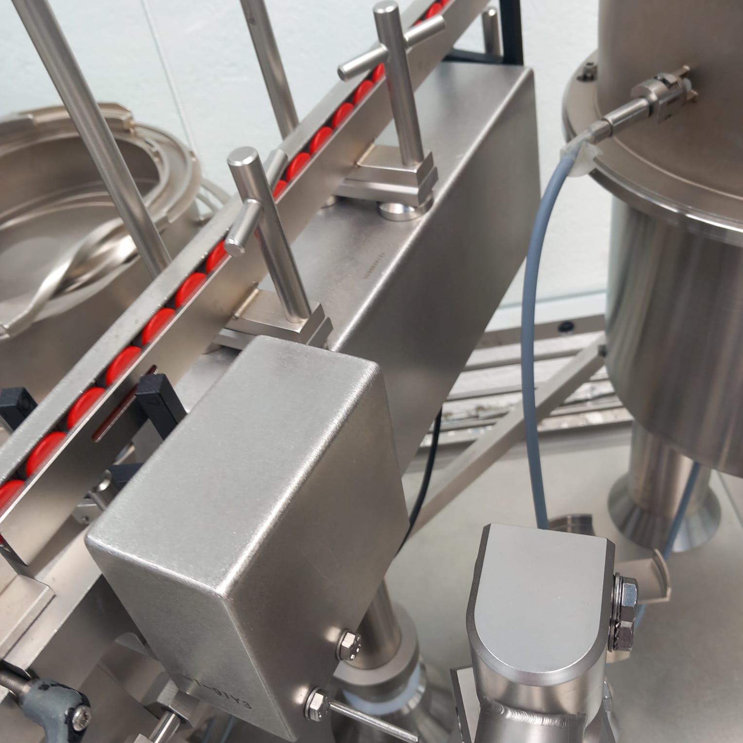 Aseptic Filling and Closing Machines Groninger KFVG 251